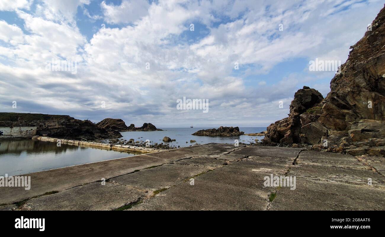 Tarlair outdoor swimming pool hi-res stock photography and images - Alamy