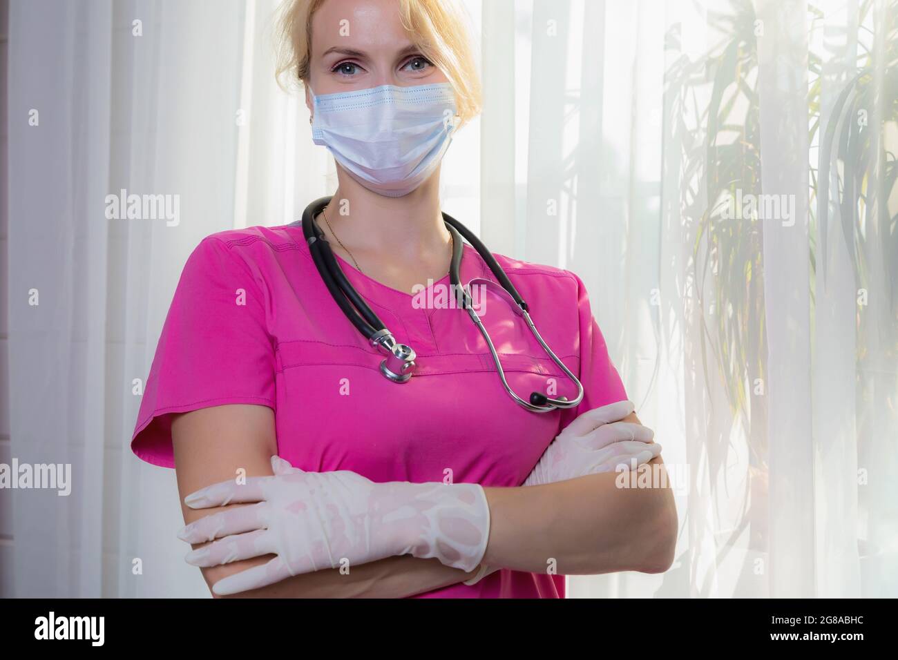 Doctor girl hi-res stock photography and images - Alamy