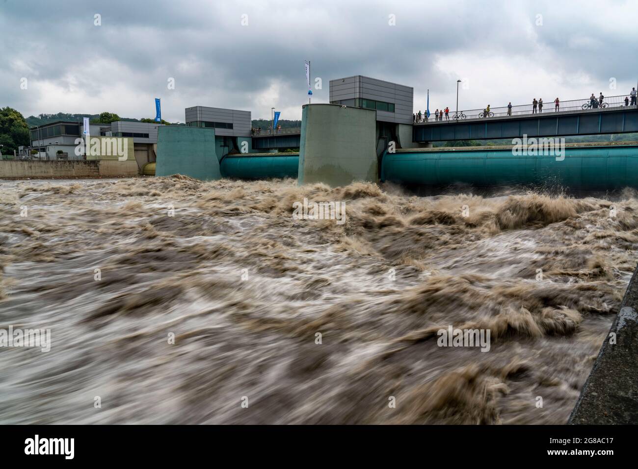 Roaring river dam hi-res stock photography and images - Alamy
