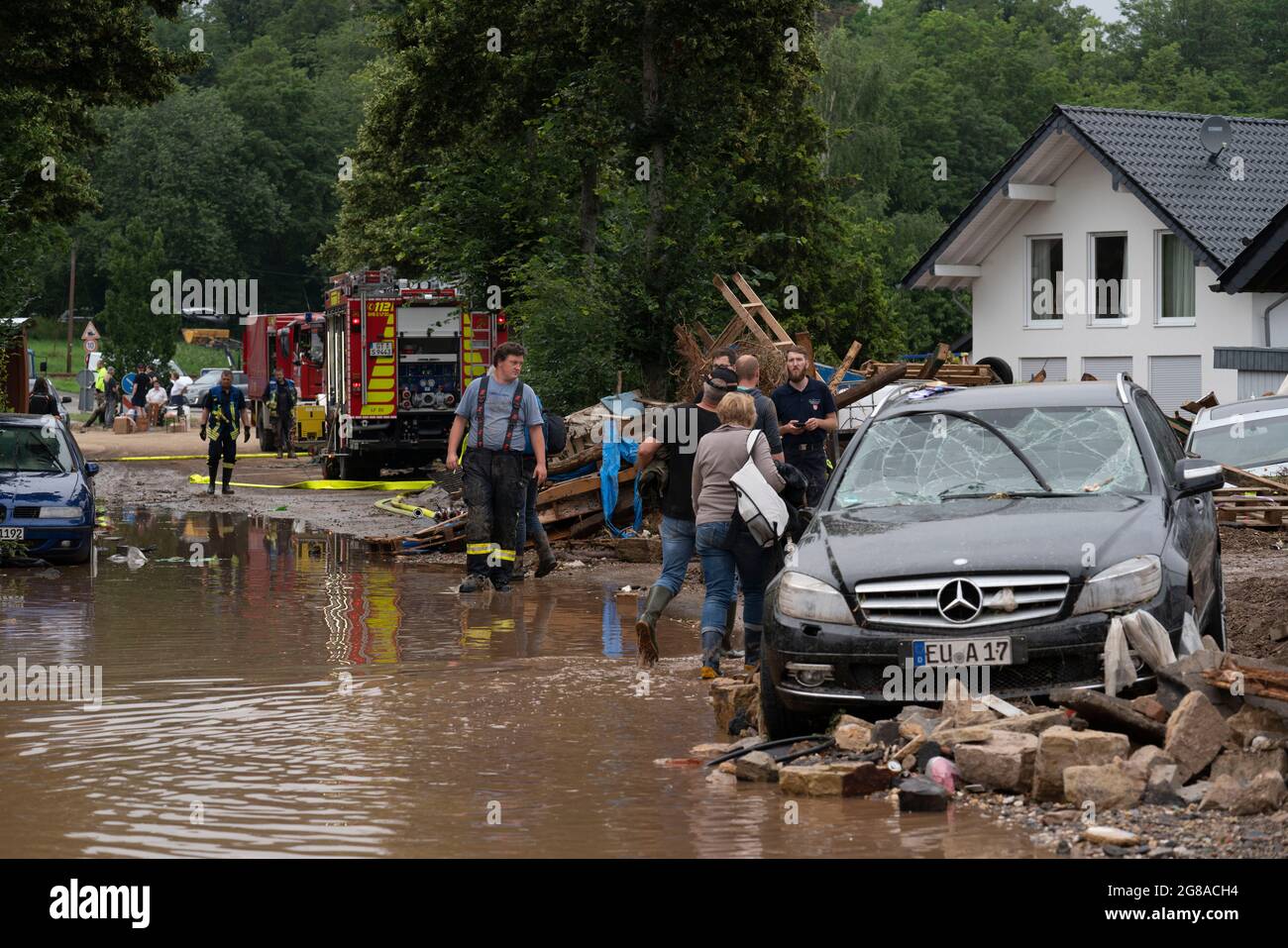 Floods in NRW, the town of Iversheim on the Erft River was almost ...