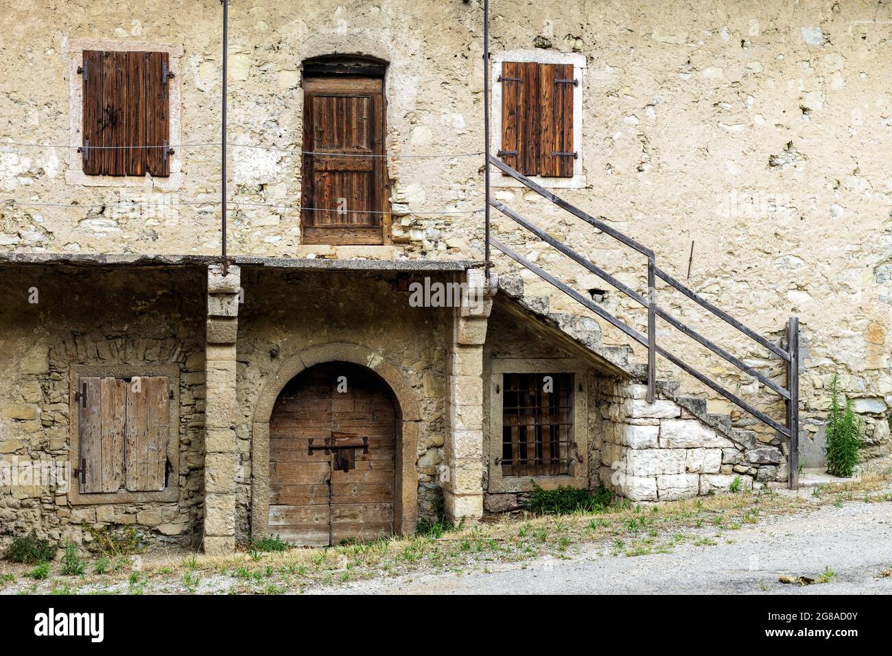 Ancient abandoned building Stock Photo - Alamy
