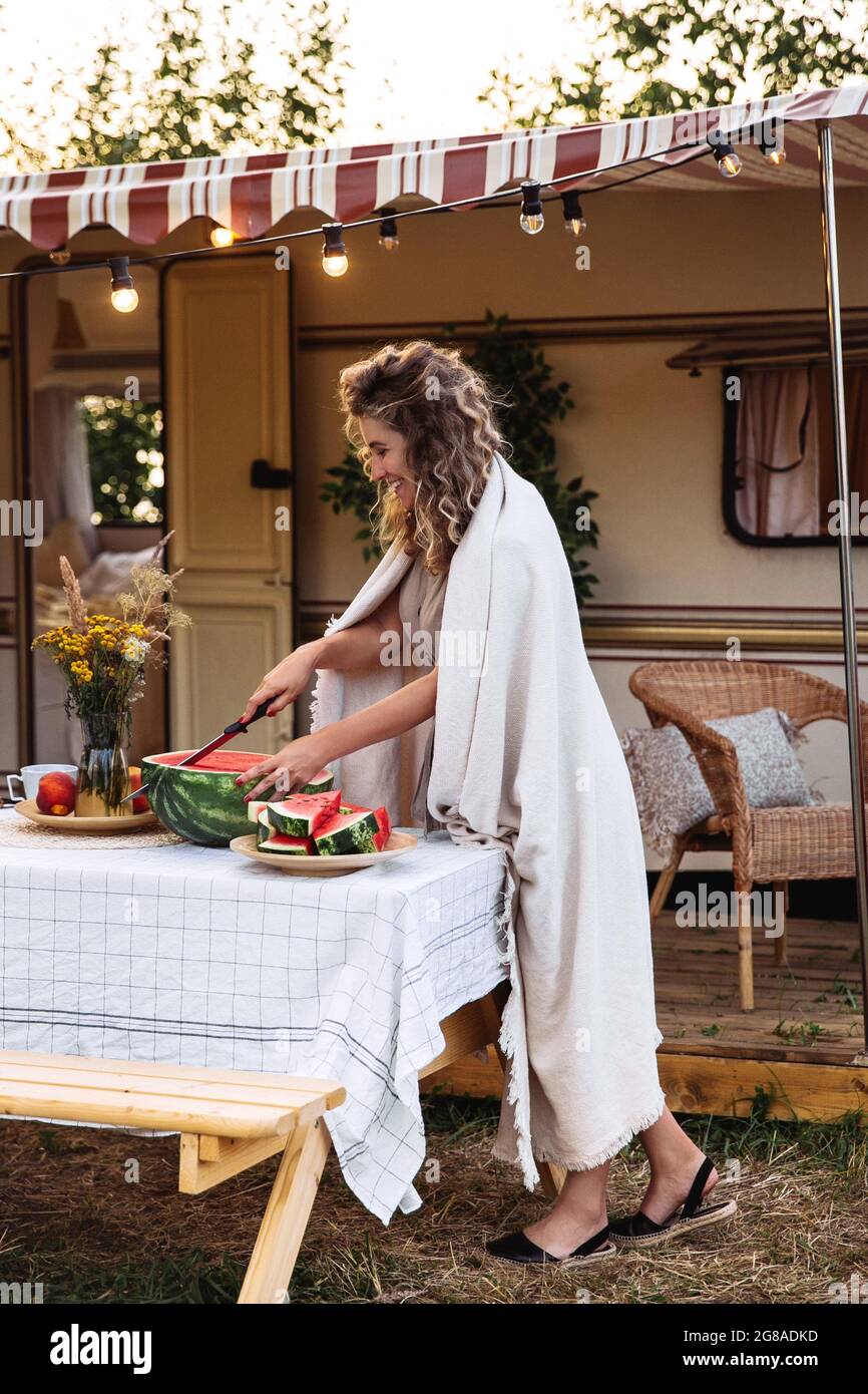 Rv camper van caravan hi-res stock photography and images - Alamy