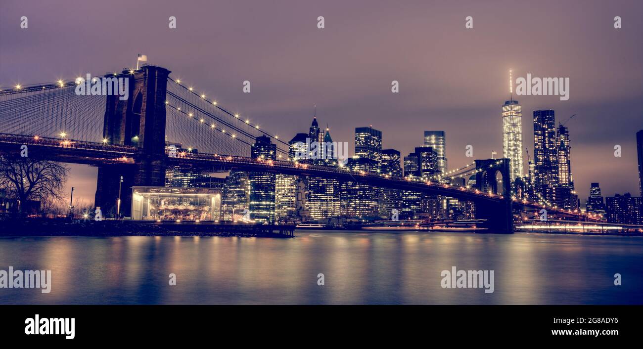 Brooklyn bridge at dusk, New York City Stock Photo - Alamy