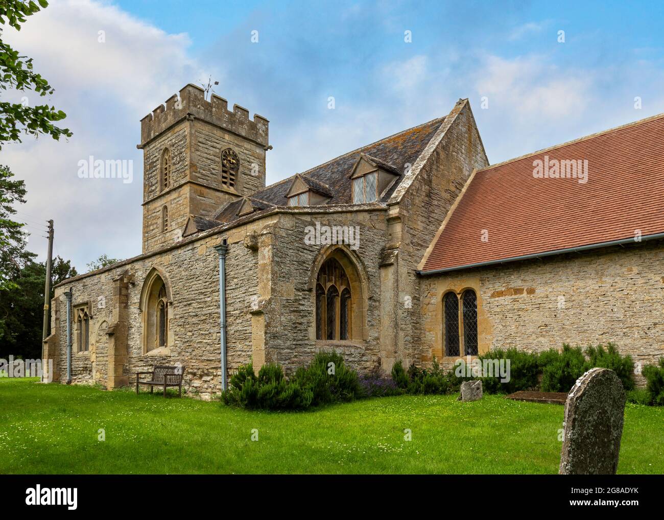 St. Peter's Church in the Worcestershire village of Pebworth Stock ...
