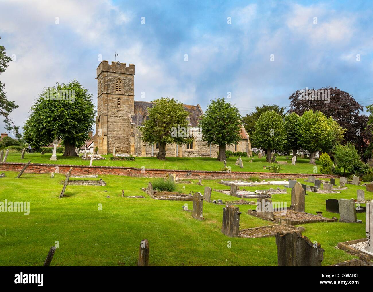 St. Peter's Church in the Worcestershire village of Pebworth Stock ...