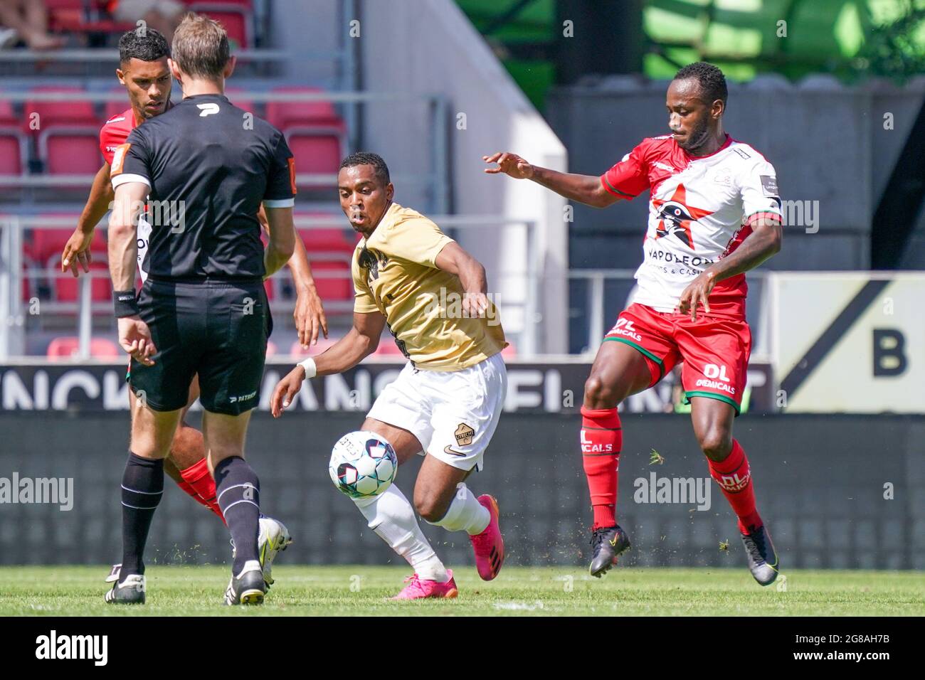 Arena elindus hi-res stock photography and images - Alamy