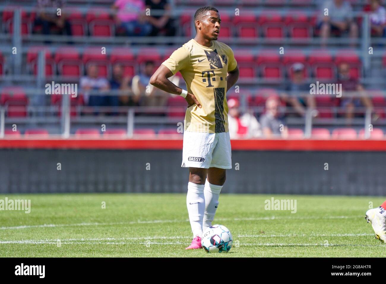 Arena elindus hi-res stock photography and images - Alamy