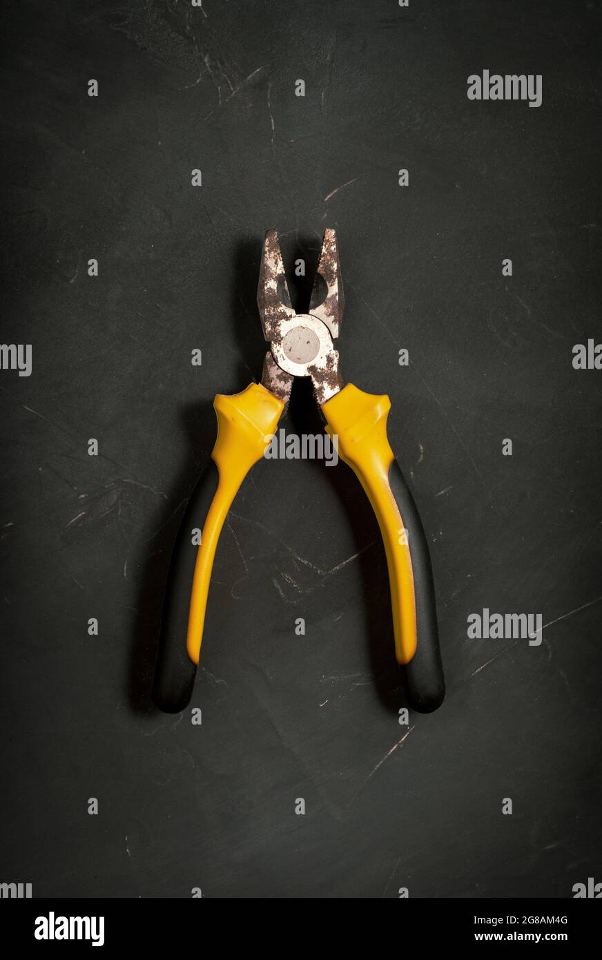 Pliers on wallpaper hi-res stock photography and images - Alamy