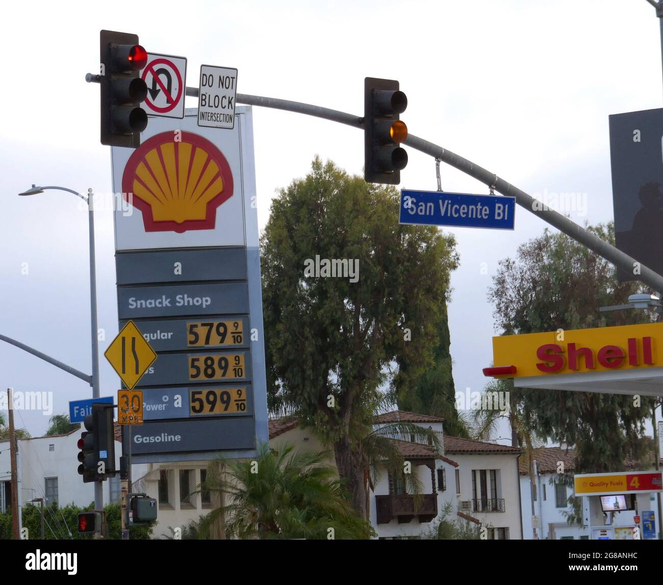 Barry shell hi-res stock photography and images - Alamy