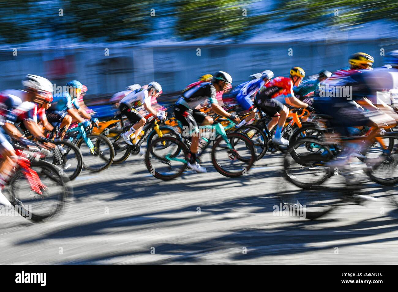 The peloton (illustration) during the Tour de France 2021 in Paris ...