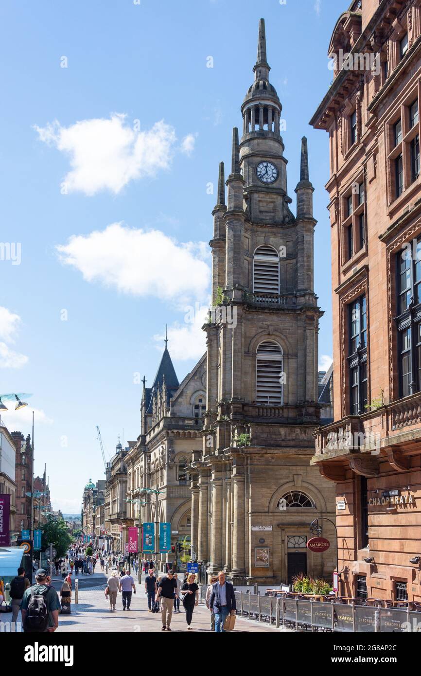St georges tron church of scotland clock tower stores pedestria hi-res ...