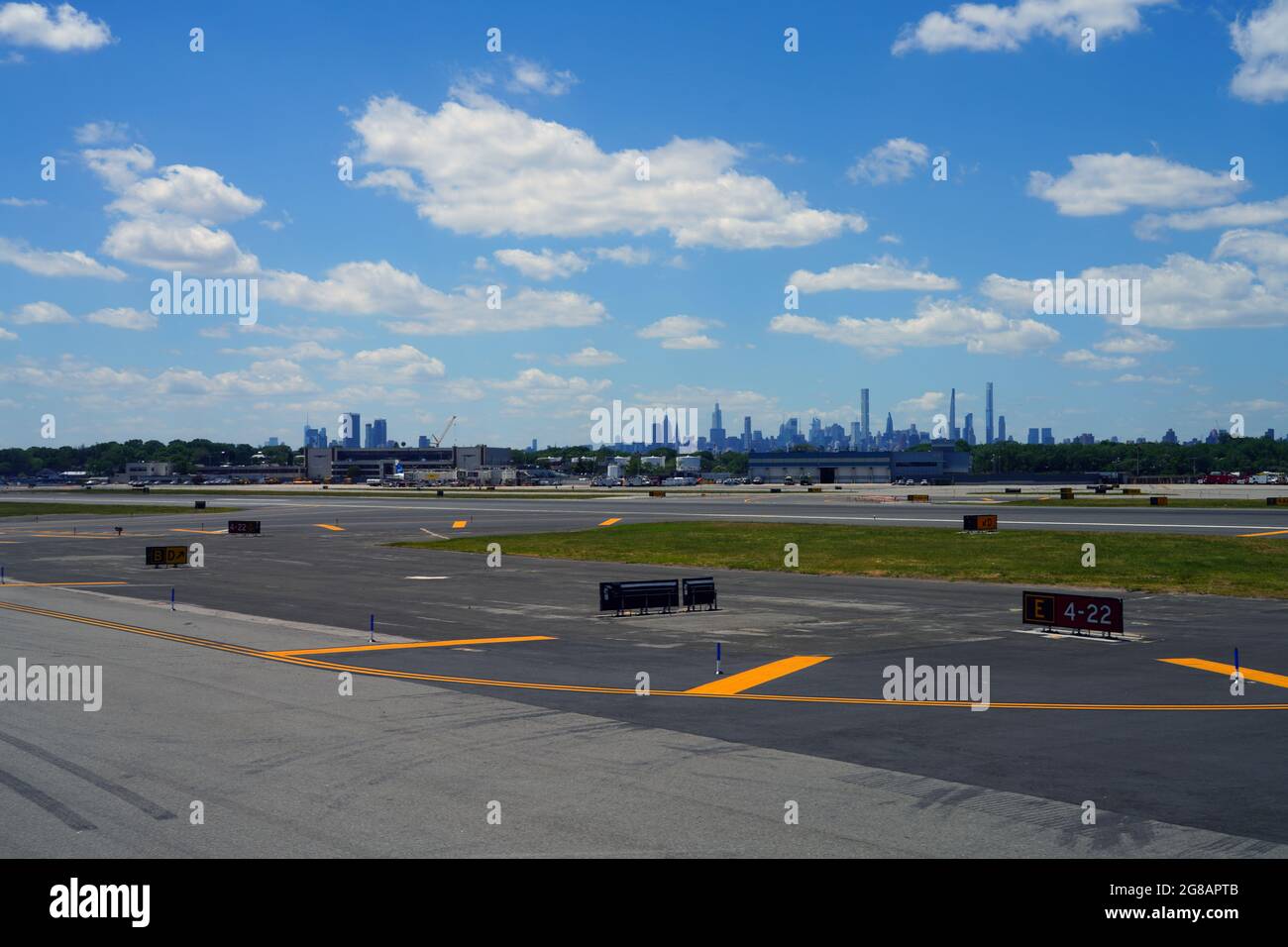 NEW YORK, NY -28 MAY 2021- Landscape view of the Manhattan skyline, New ...