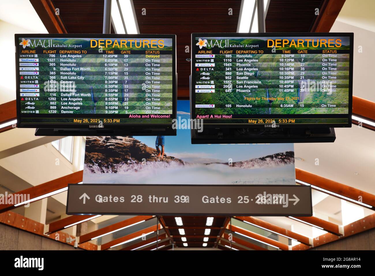 KAHULUI, HI -27 MAY 2021- View of the terminal at the Kahului Airport ...