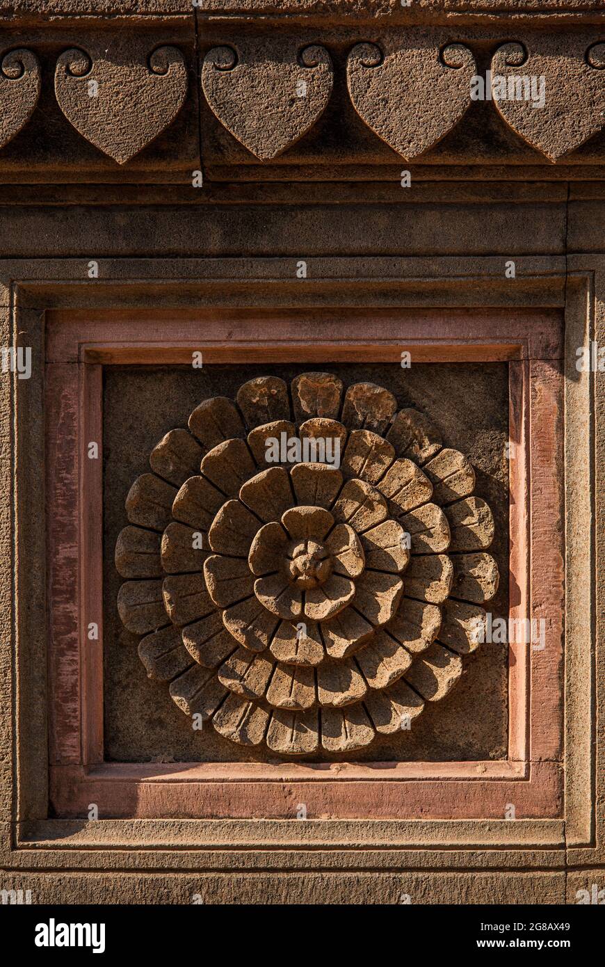 Beautiful carving hi-res stock photography and images - Alamy