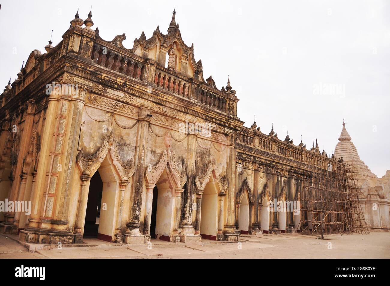 Budhha temple hi-res stock photography and images - Alamy