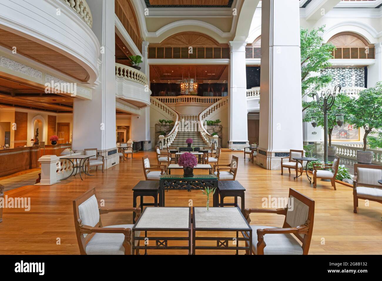Grand Hyatt Erawan Hotel, Bangkok Stock Photo - Alamy