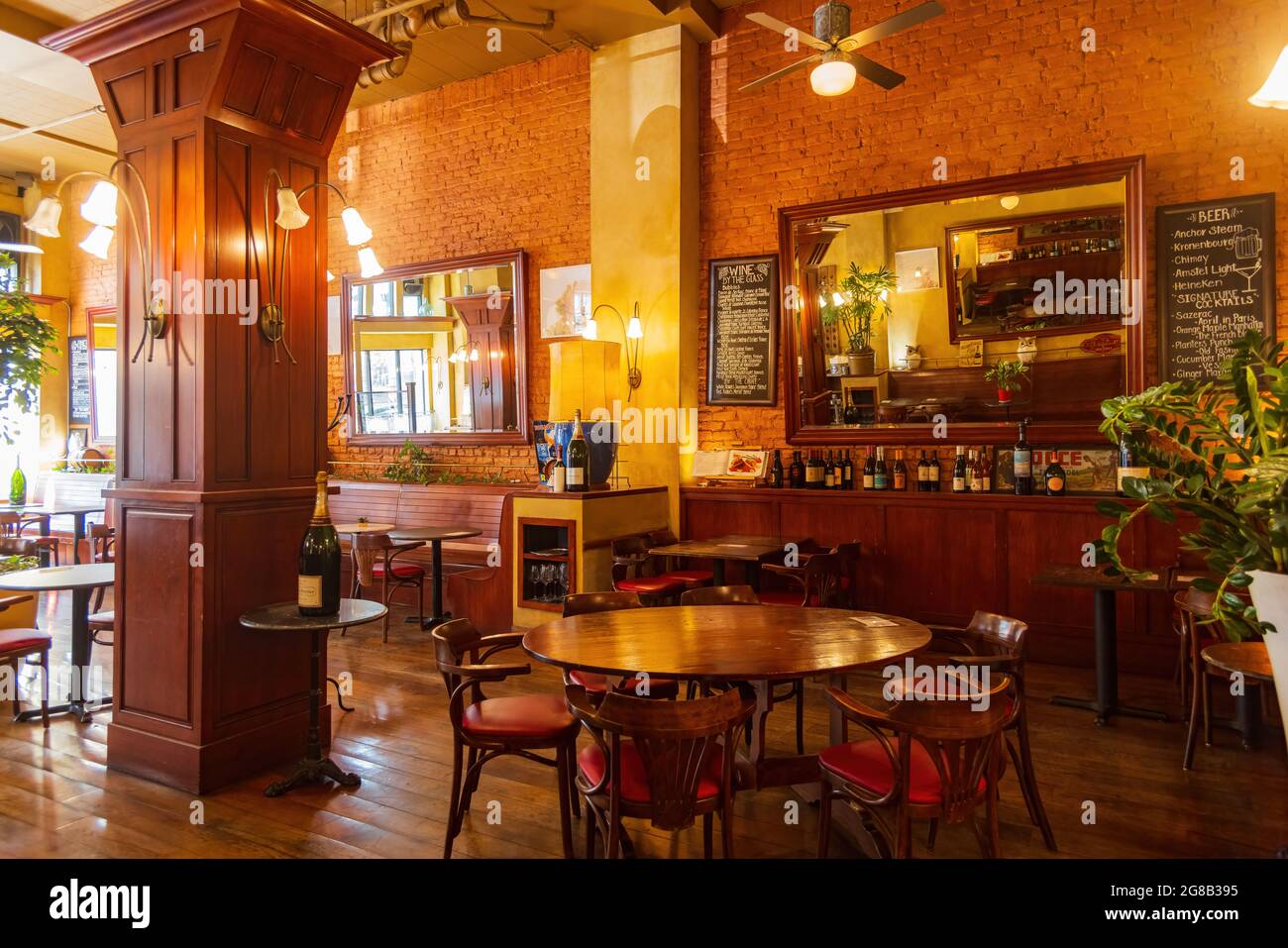 City view restaurant san francisco hi-res stock photography and images ...