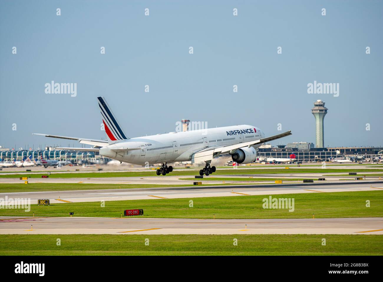 Il 777 hi-res stock photography and images - Alamy