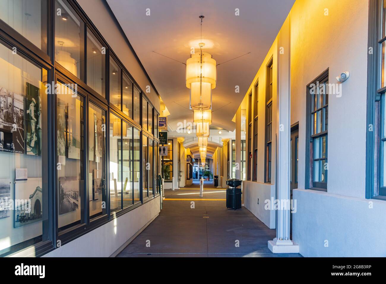 San francisco ferry building interior hi-res stock photography and ...