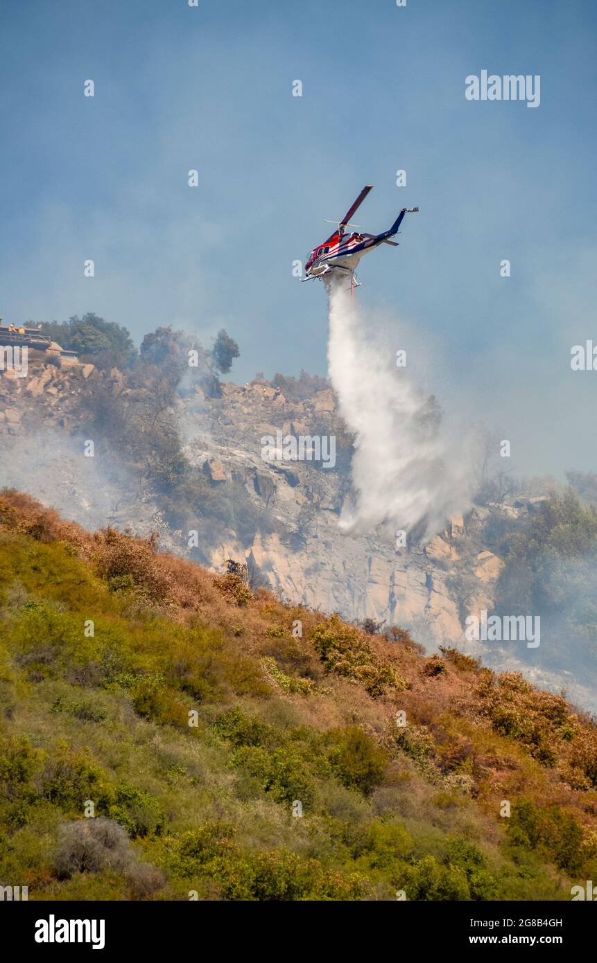 Santa Barbara County Wildfire. Aerial Firefighting Stock Photo - Alamy