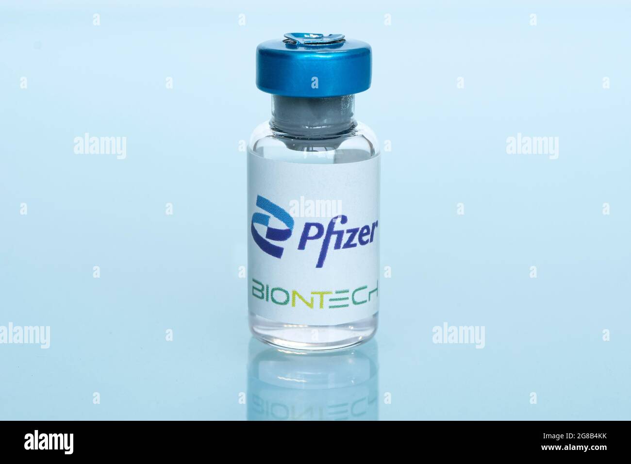 Drug company logos hi-res stock photography and images - Alamy