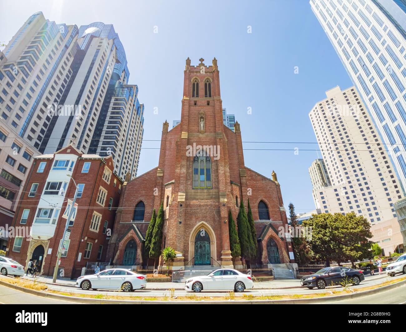 St patrick church hi-res stock photography and images - Alamy