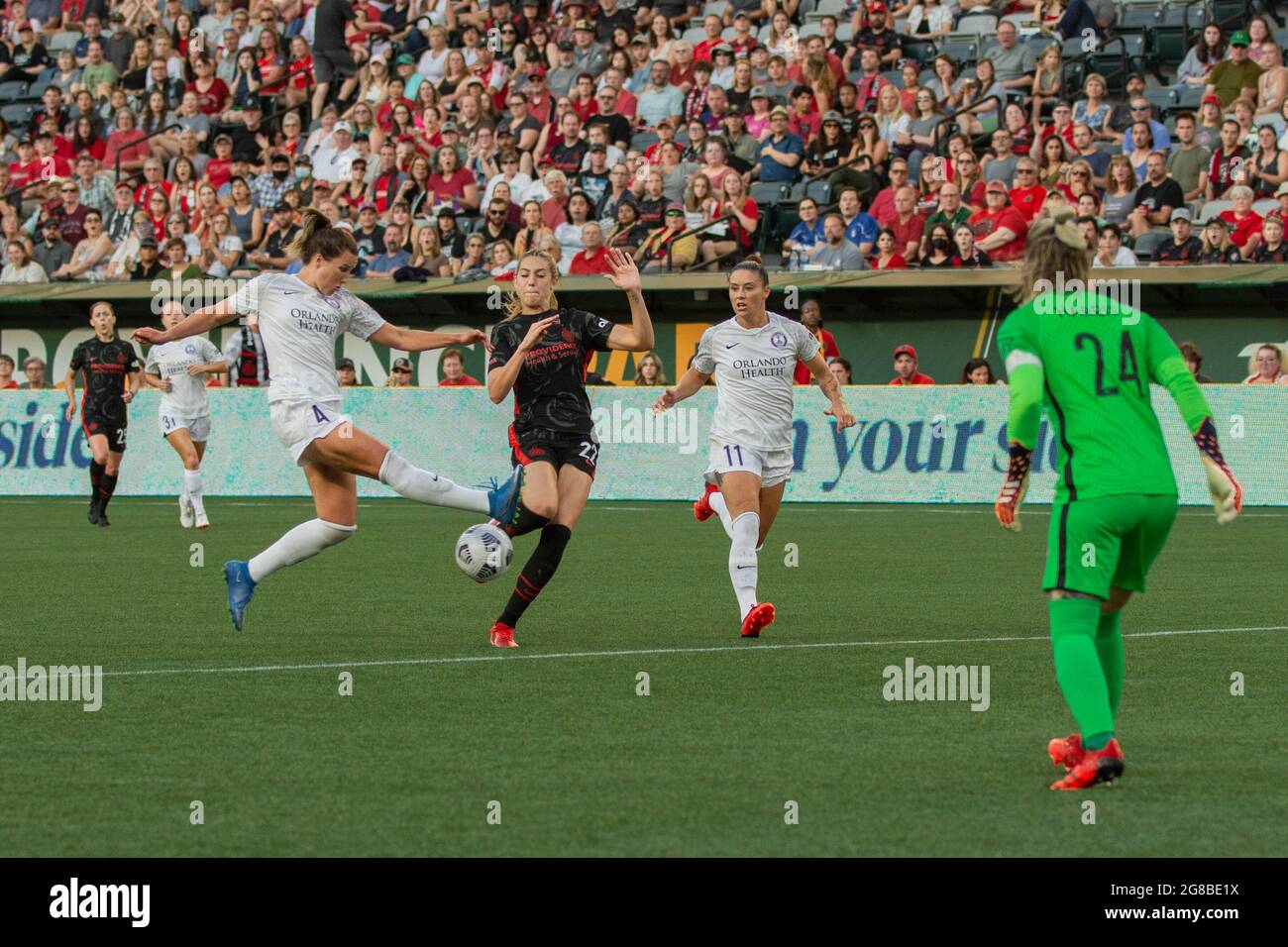 Amy turner hi-res stock photography and images - Alamy