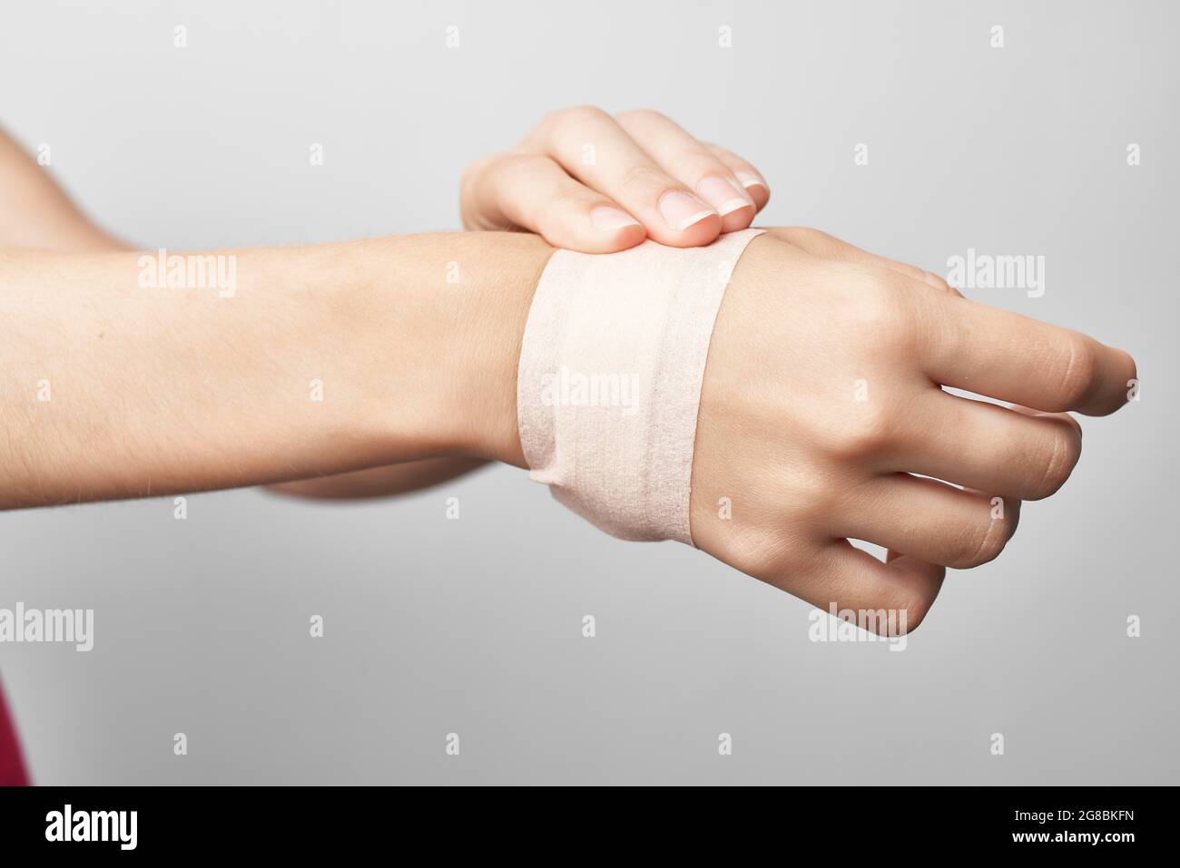 female injured arm bandage health problems Stock Photo - Alamy