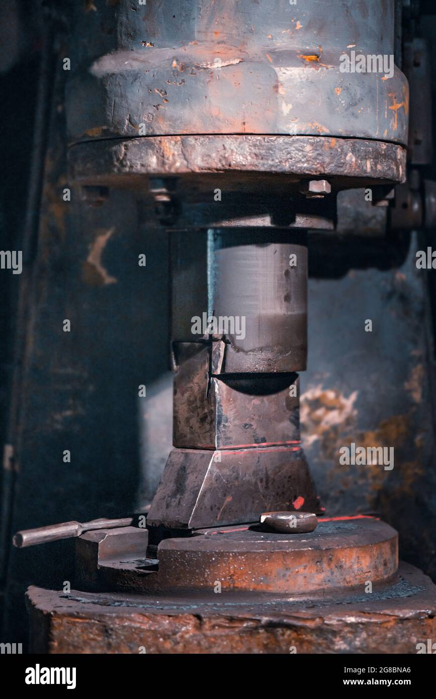 Forging machine hi-res stock photography and images - Alamy