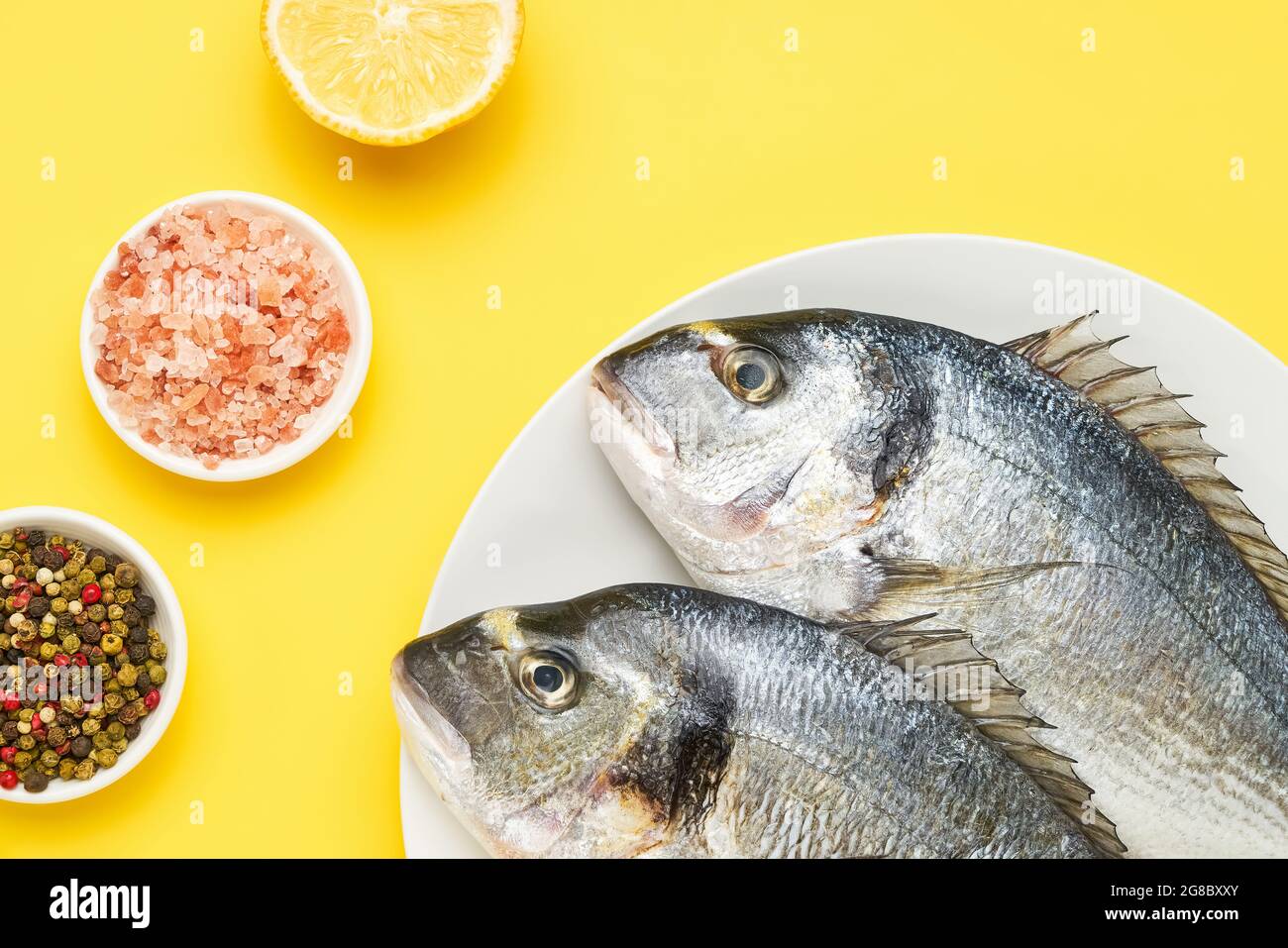Dorado fish hi-res stock photography and images - Alamy