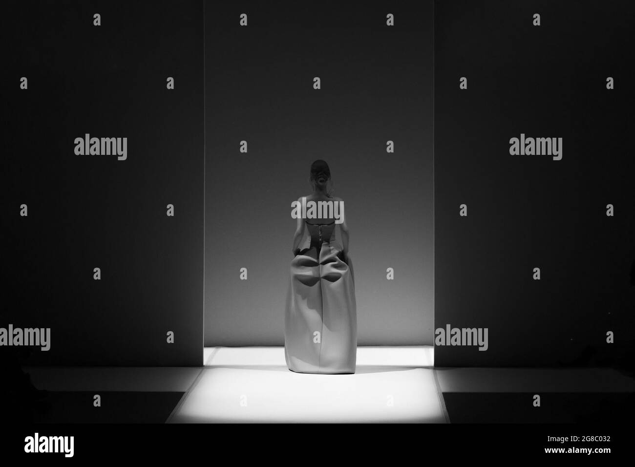 Fashion show, a catwalk event, runway show, model walking a catwalk ...