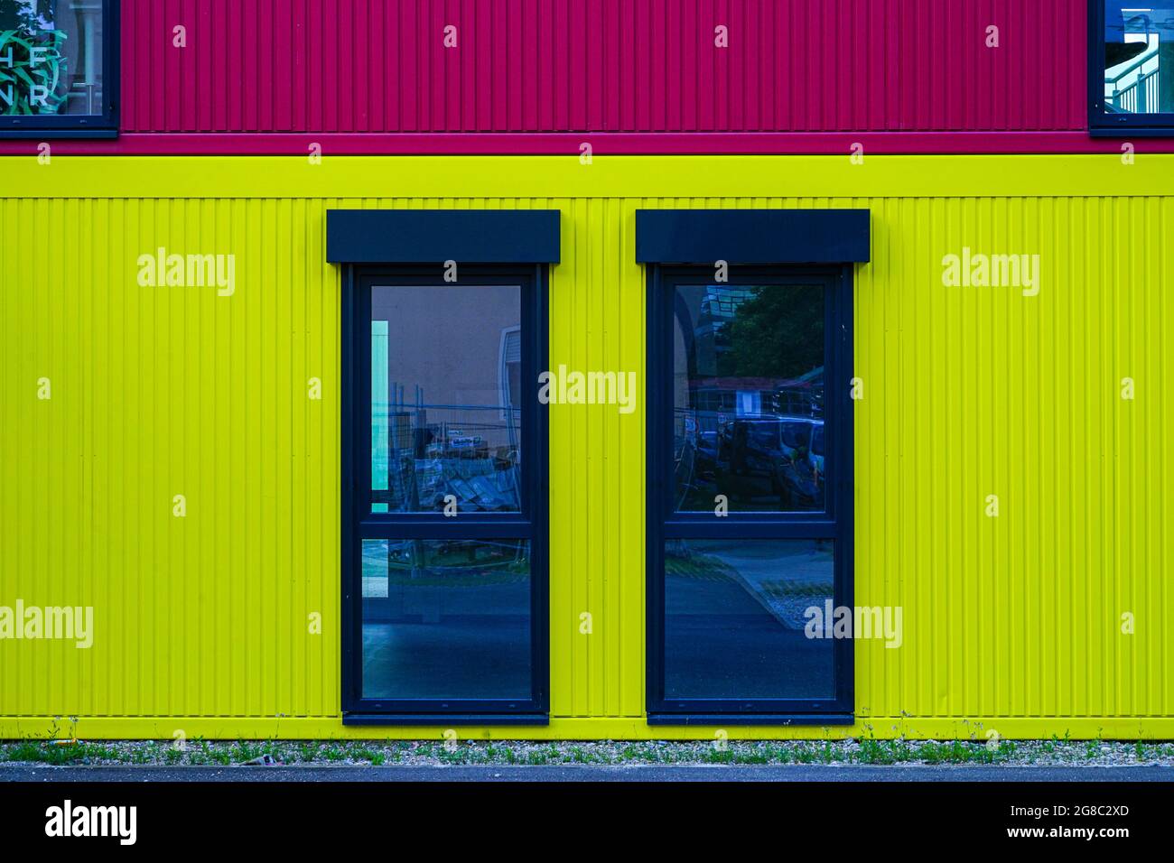 Individual colors hi-res stock photography and images - Alamy