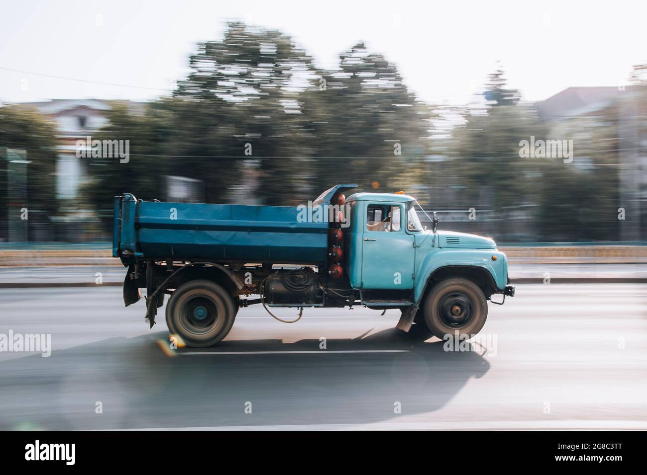 Zil car hi-res stock photography and images - Alamy