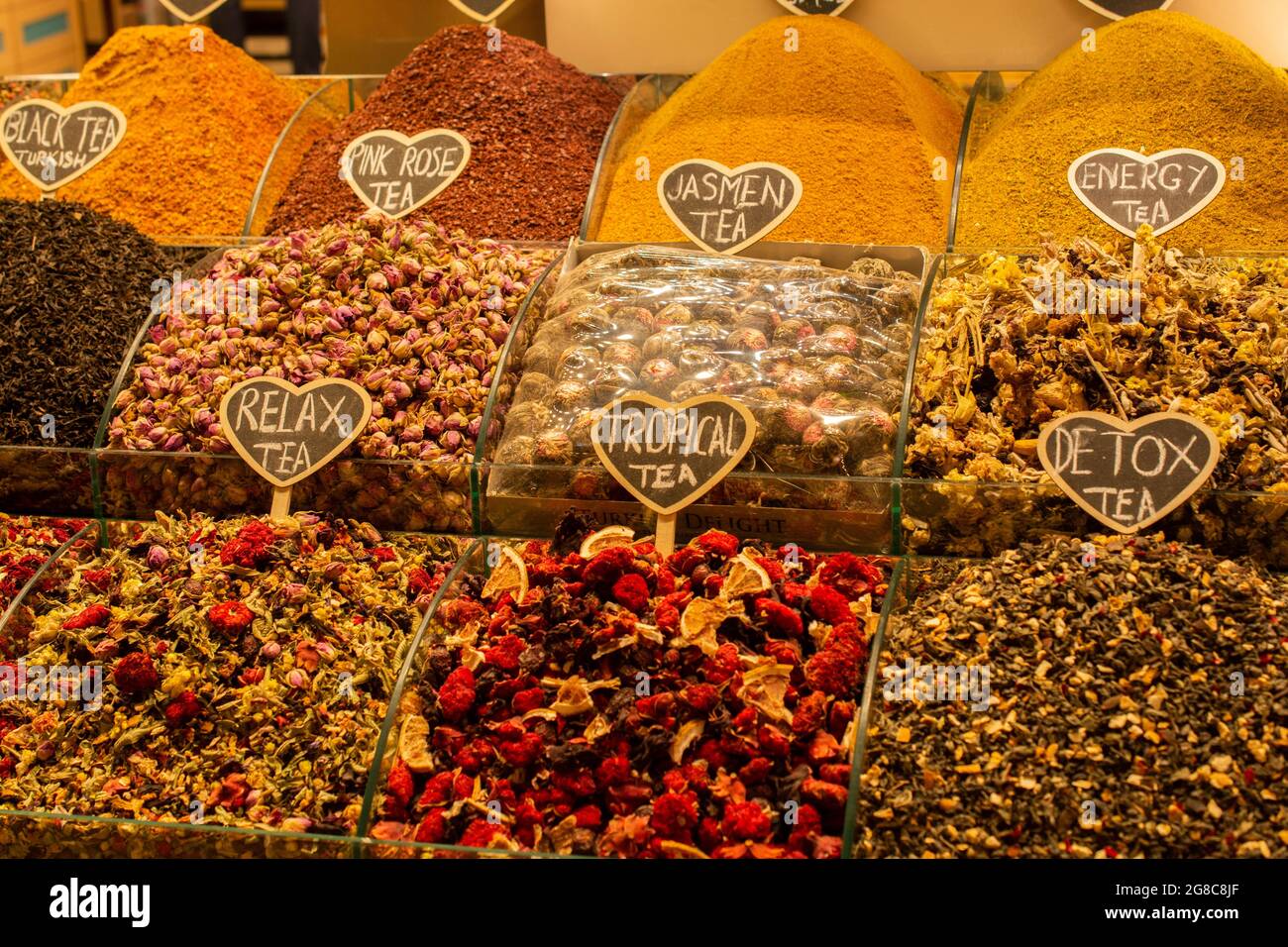 Different tea colours hi-res stock photography and images - Alamy