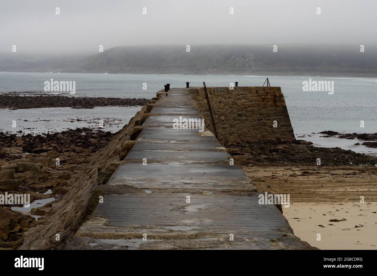Stone jetty on the beach at Sennen, Cornwall Stock Photo - Alamy