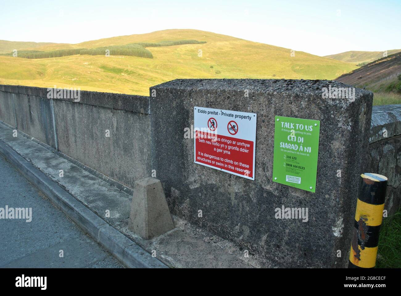 Dangerous place hi-res stock photography and images - Alamy