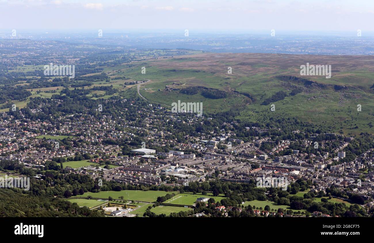 Ilkley skyline hi-res stock photography and images - Alamy