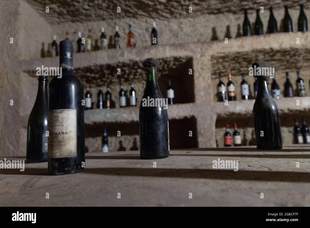 Indoor view of infernot, excavated in the canton stone Stock Photo - Alamy