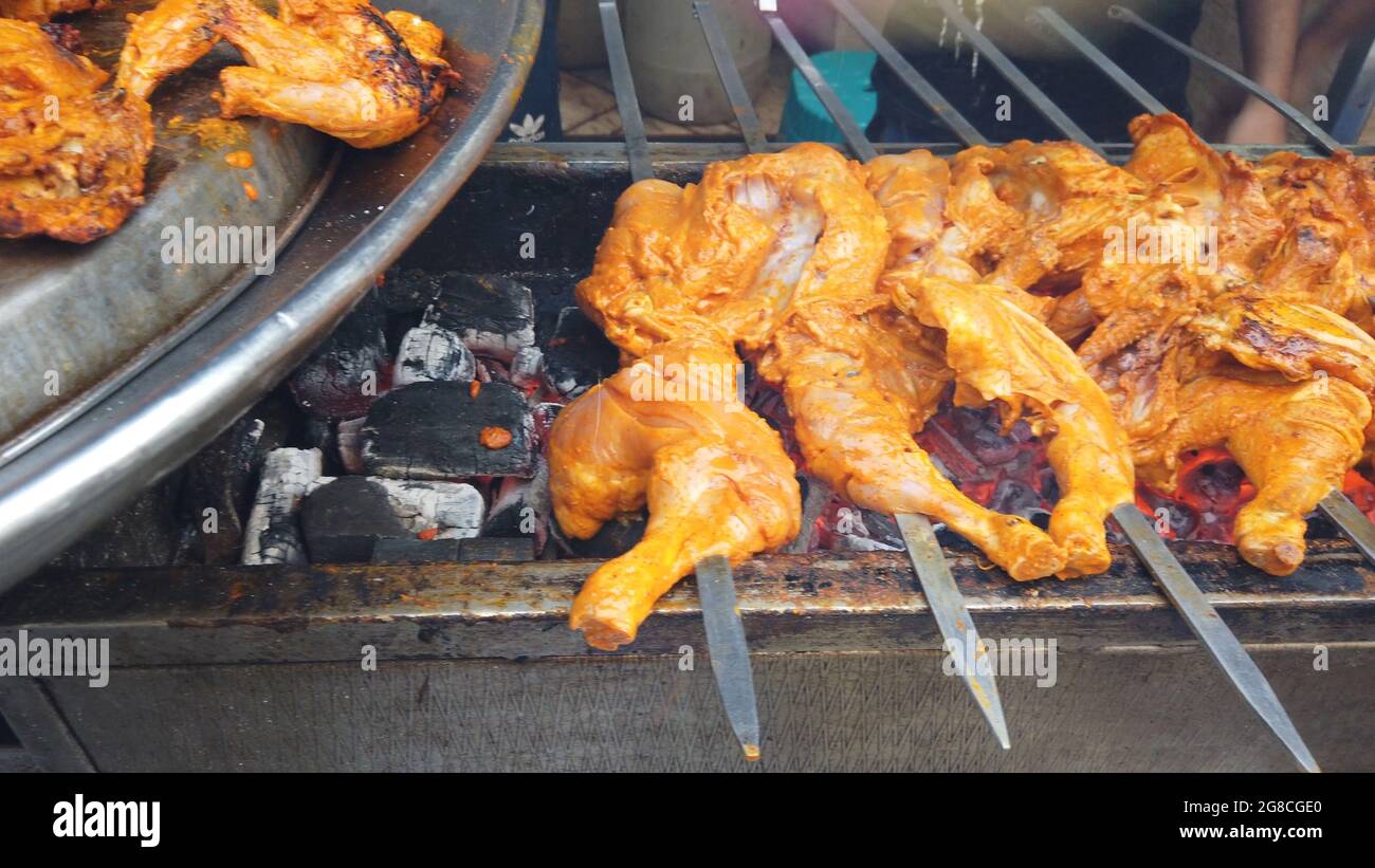 Clay tandoor hi-res stock photography and images - Alamy