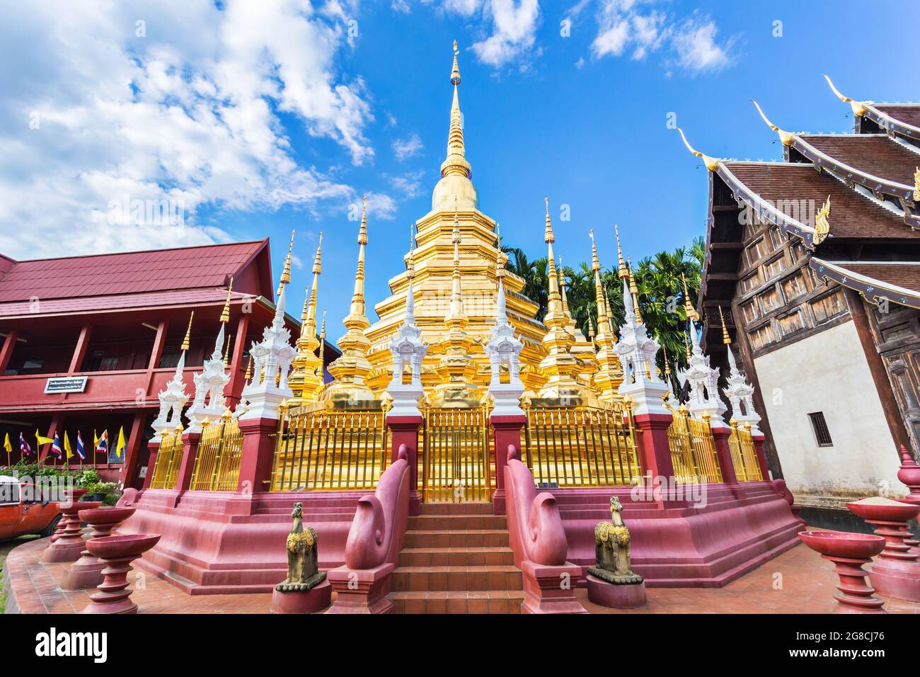 The golden pagoda of Wat Pan Tao in Chiang Mai city, Thailand Stock ...