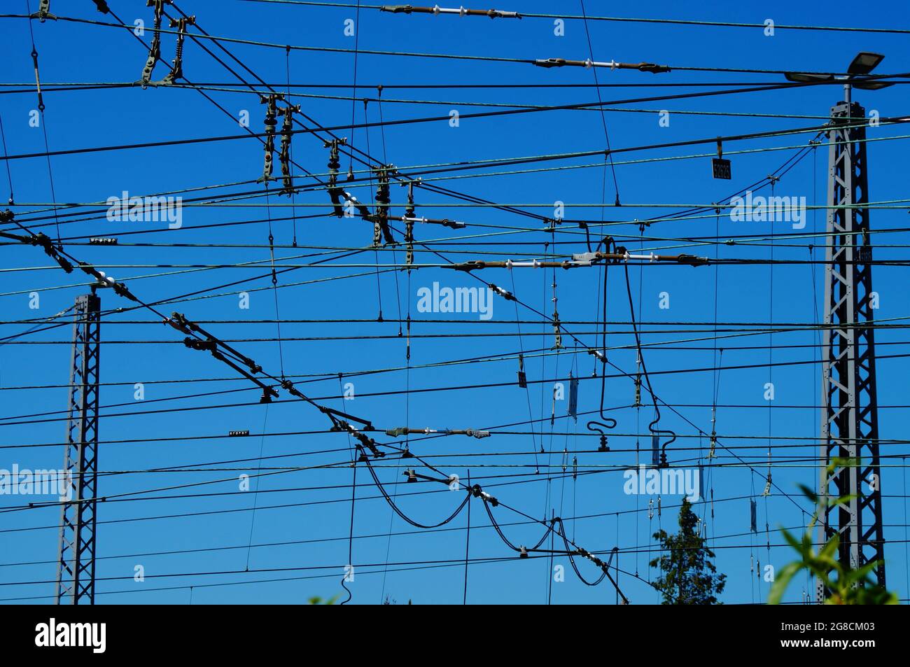 Overhead contact lines at the Frankfurt Heddernheim underground depot ...