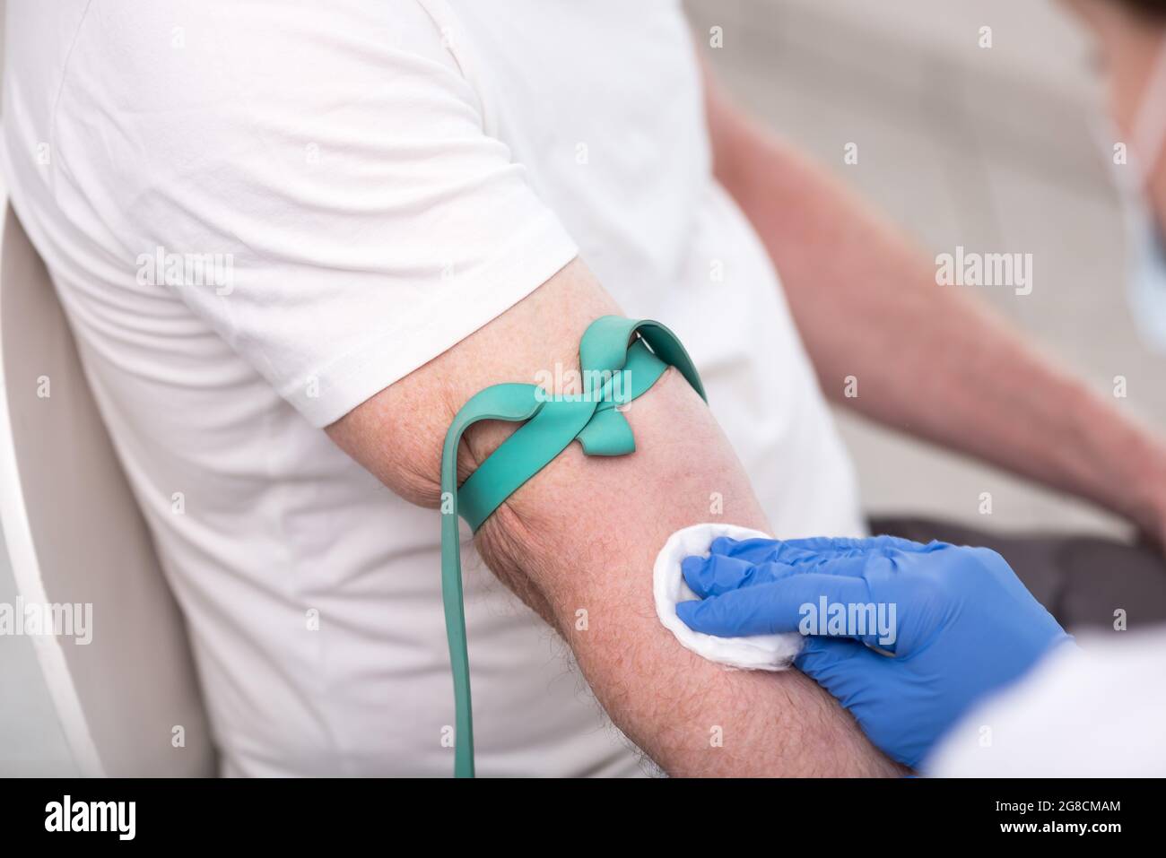 Disinfecting of the skin before an injection Stock Photo - Alamy