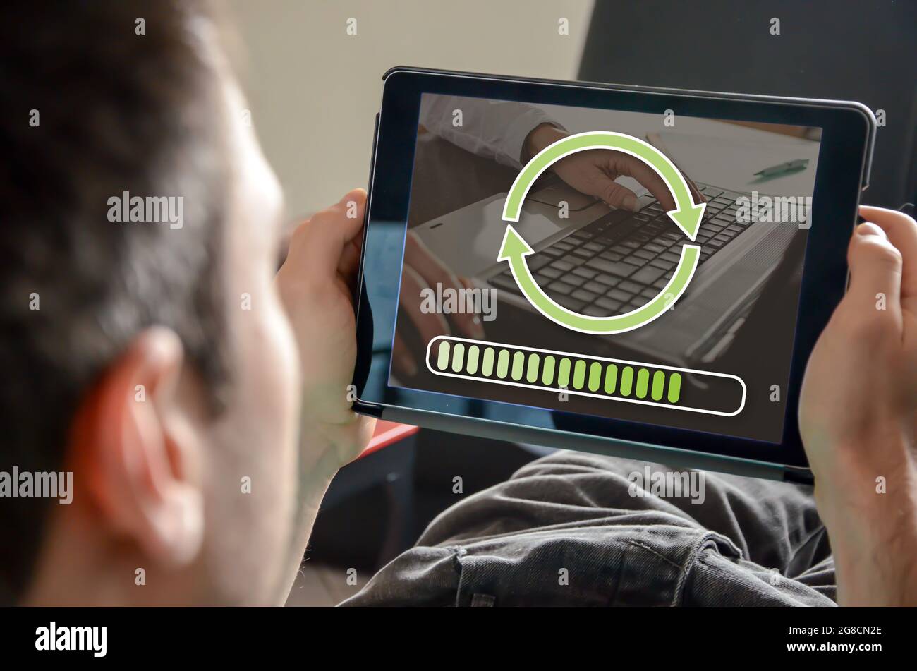 Update concept on a tablet Stock Photo - Alamy