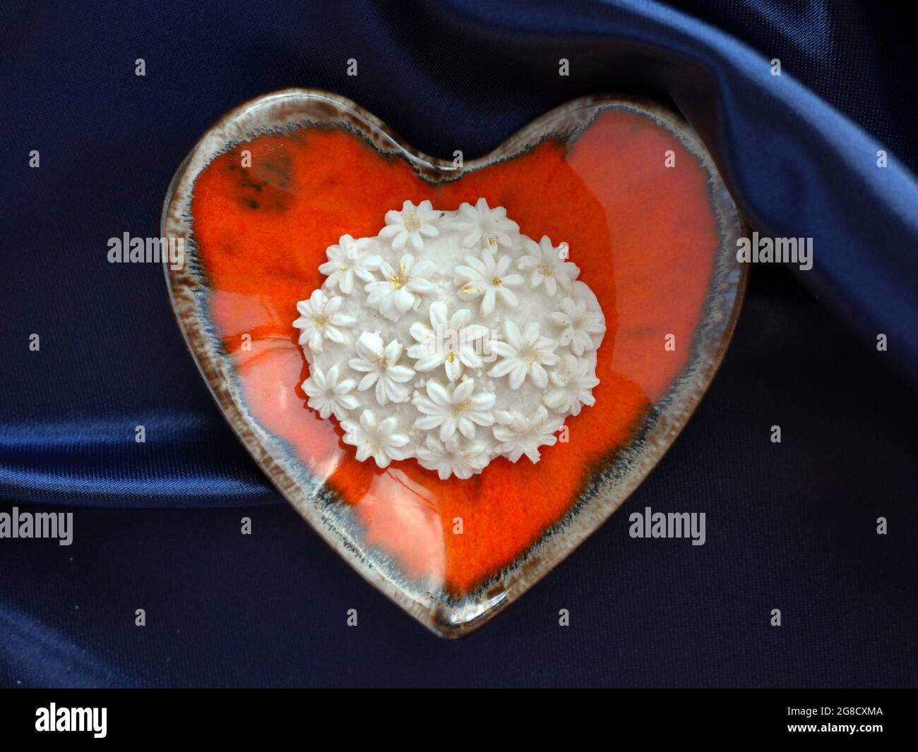 Traditional Thai signature dessert in heart shape dish Stock Photo - Alamy