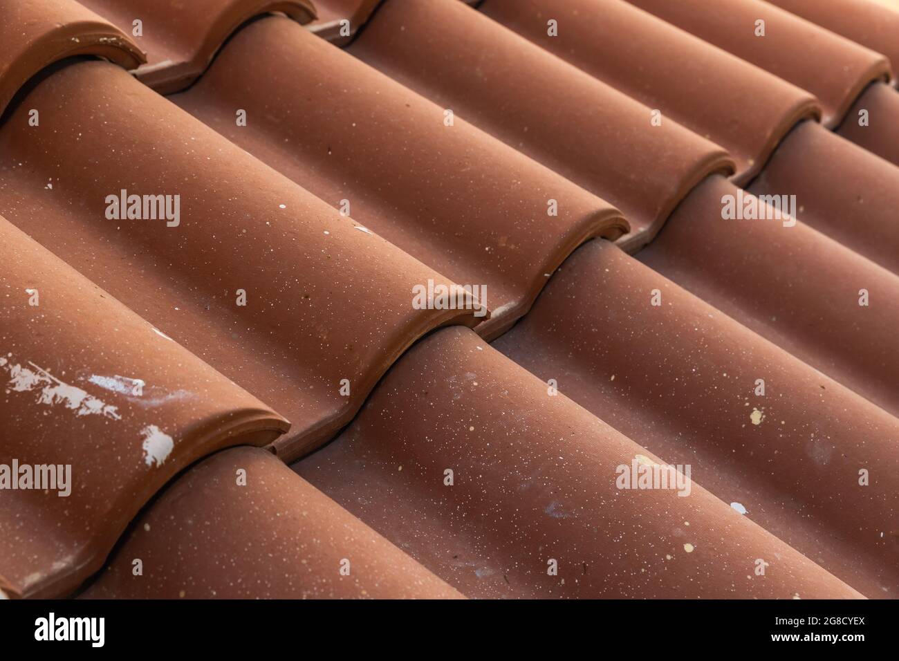Red clay ceramic tile roofing hi-res stock photography and images - Alamy