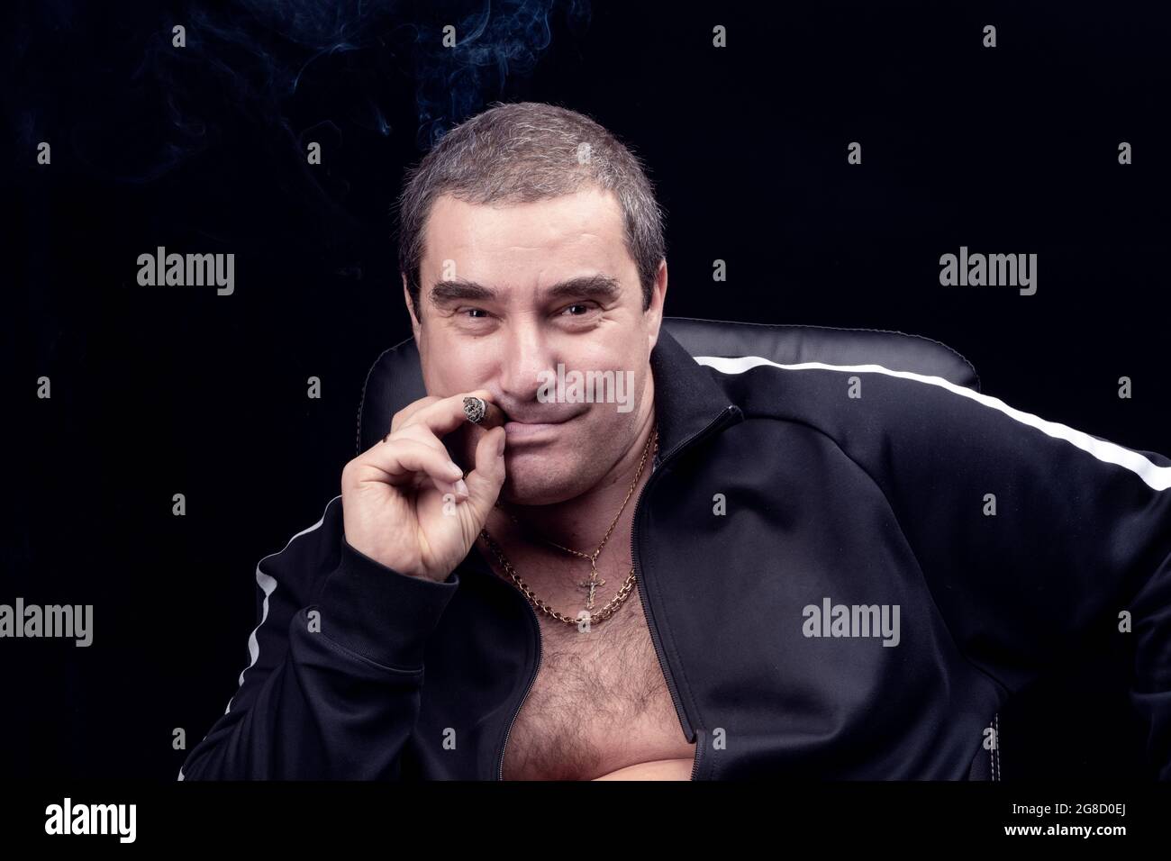 Mafia cigar hi-res stock photography and images - Alamy