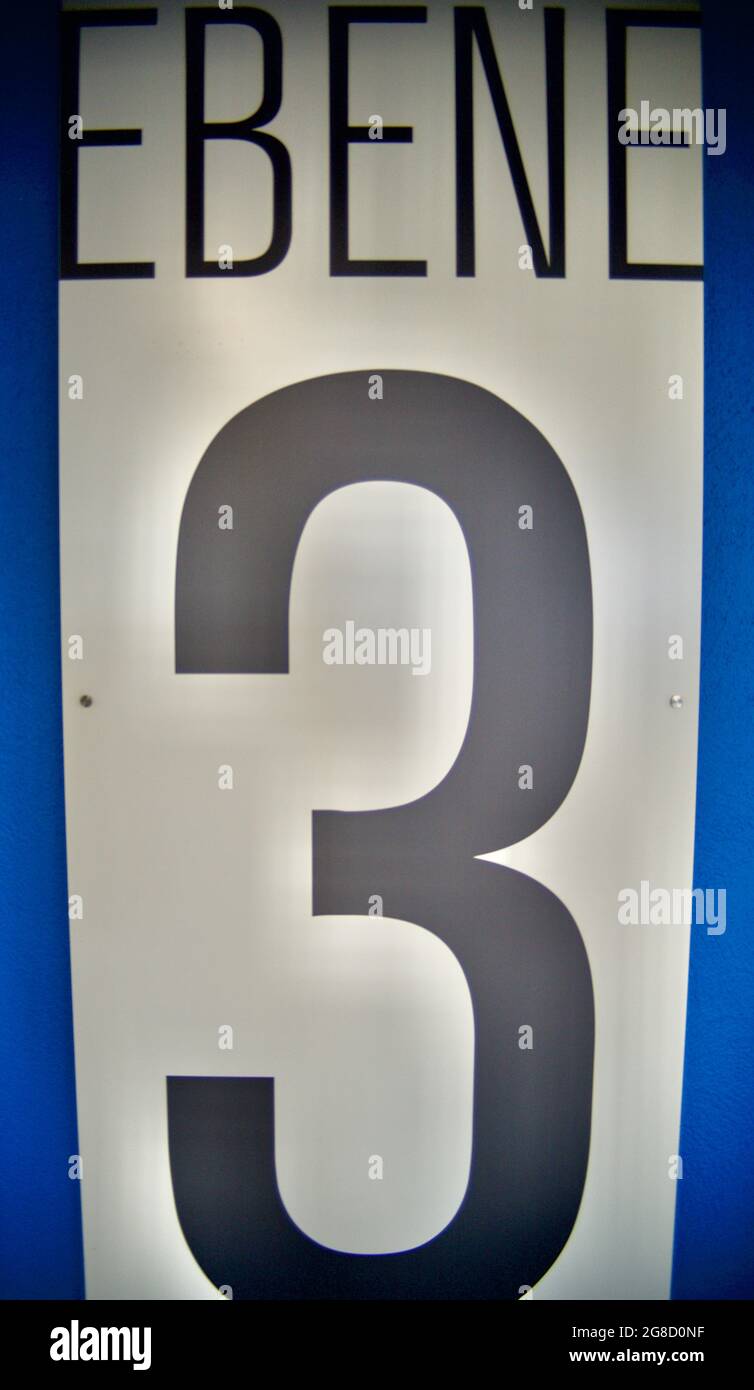 Level 3 sign with blue frame Stock Photo - Alamy