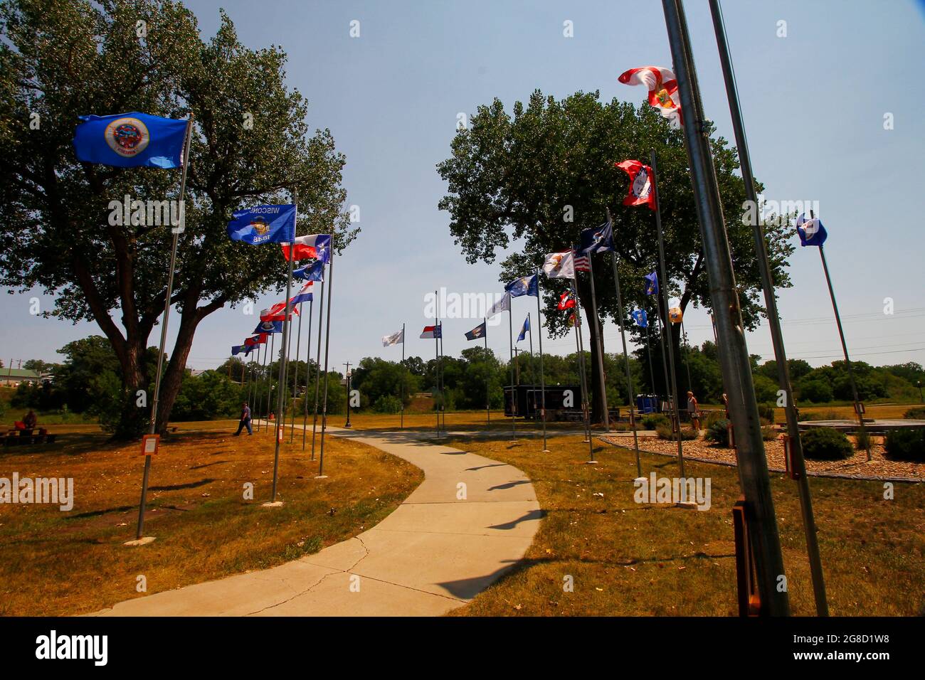 Geographic center of the united states hi-res stock photography and ...