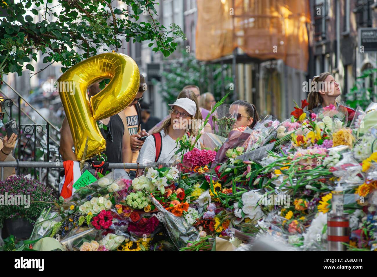 Lange Leidsedwarsstraat, South Amsterdam, The Netherlands. Sunday 19th ...