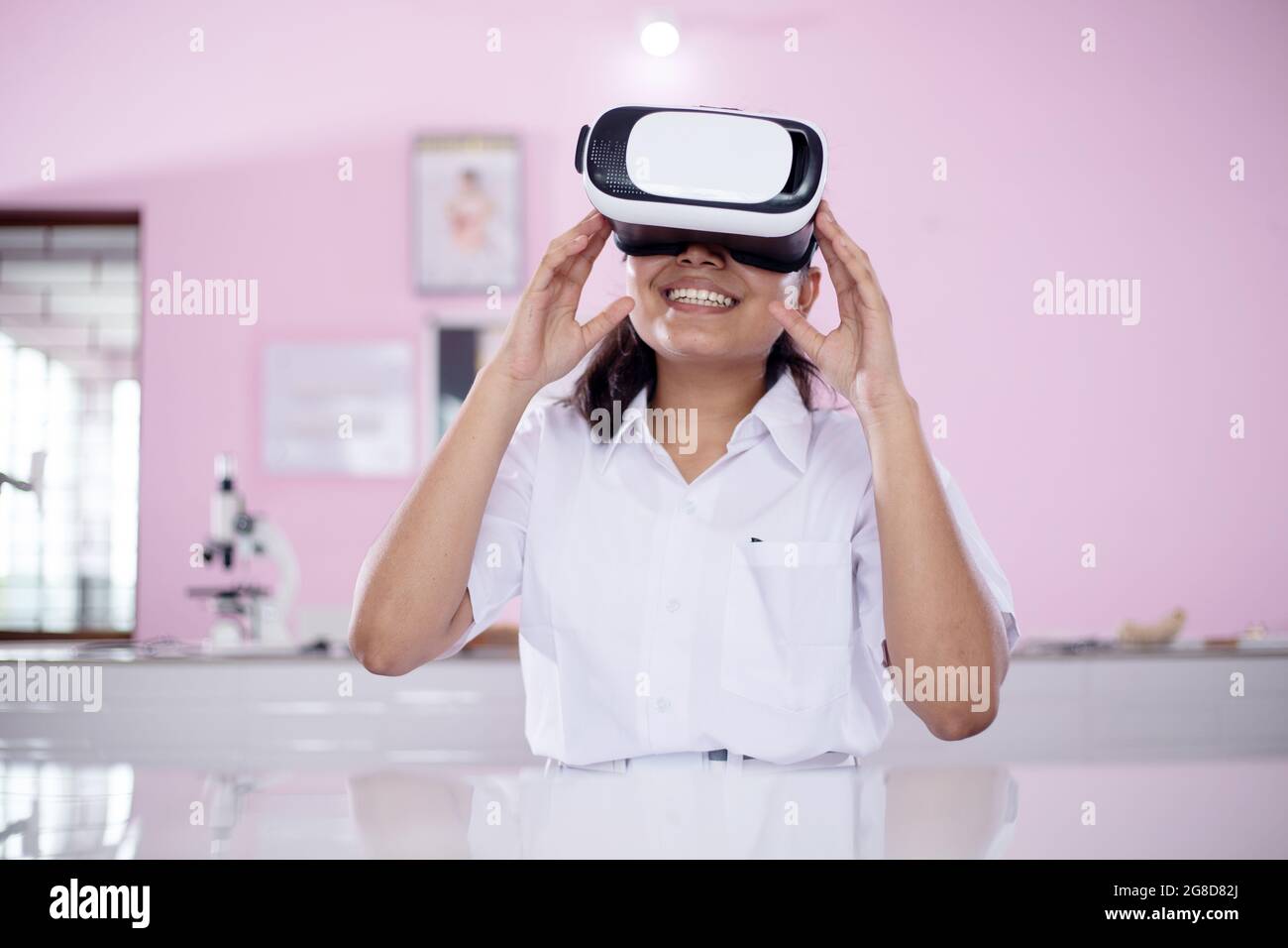Smart classes hi-res stock photography and images - Alamy